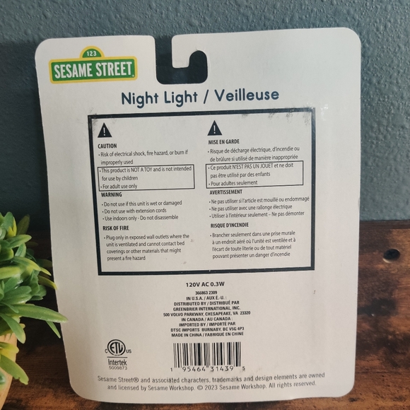 Sesame Street | Accents | Sesame Street Night Light Led Elmo Cookie ...